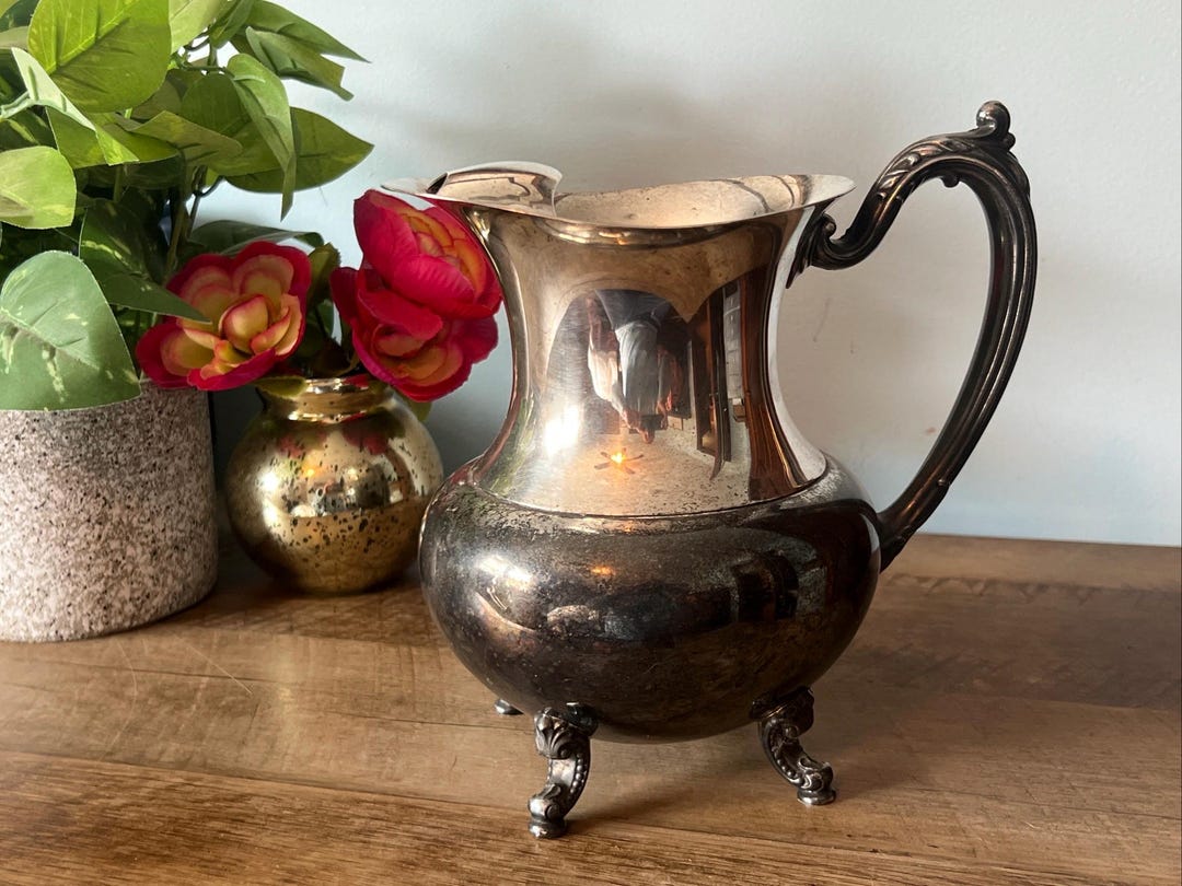 Vintage Oneida Silver-plated Footed Water Pitcher With Ice Guard Art ...