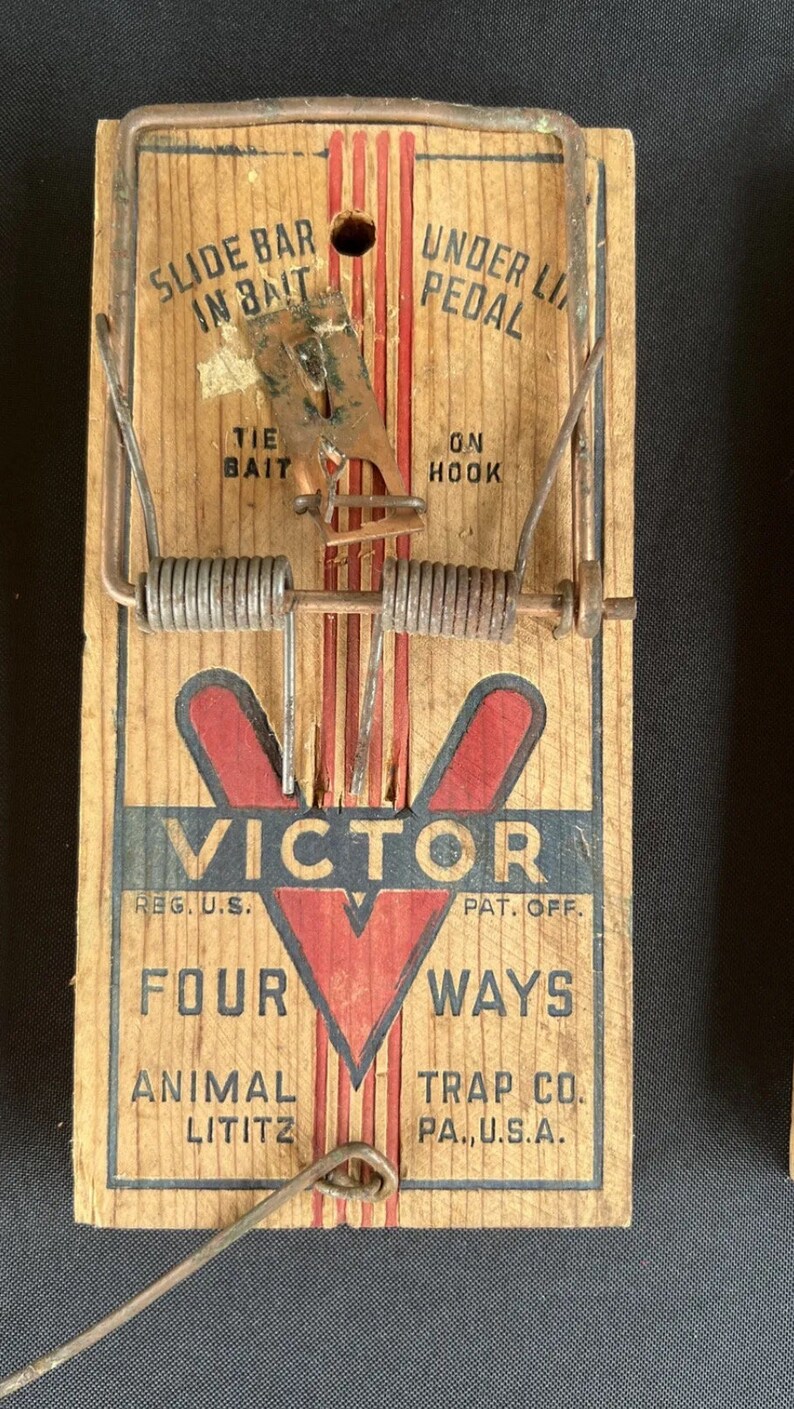 Vintage 1950s Victor Four Way Rat Trap Animal Trap Co. Lititz PA Made ...