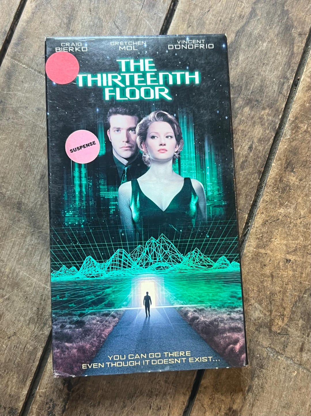 The Thirteenth Floor - VHS Movie ( 1999 ) - Starring Gretchen Mol ...