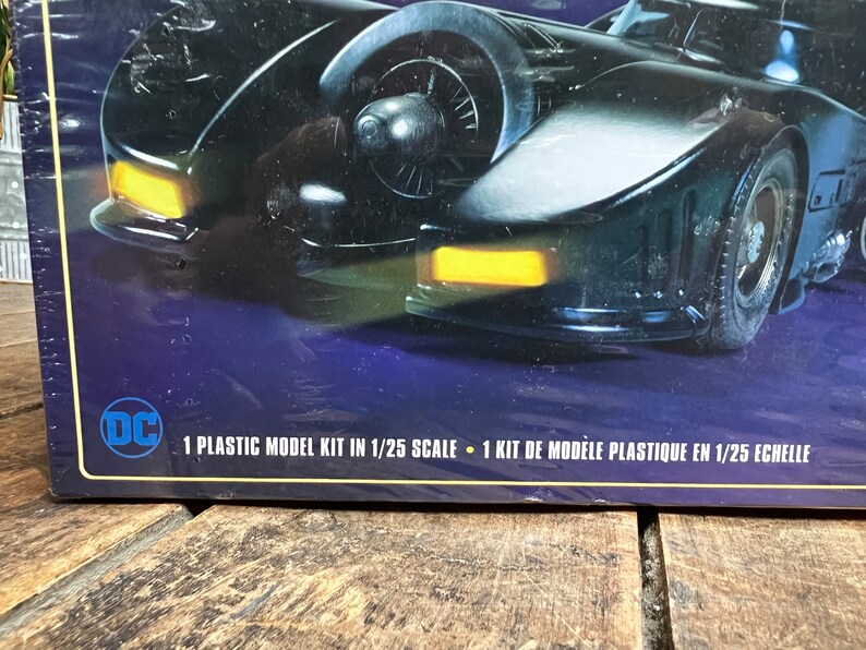 Vintage 1989 Batman and the Batmobile AMT Model Kit Complete Sealed in ...