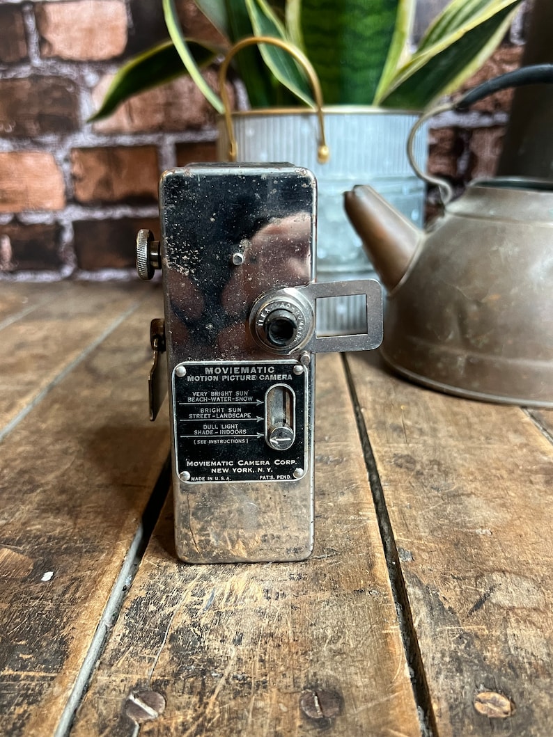 Vintage 1930s Moviematic Motion Picture Camera Made in USA New York, NY ...