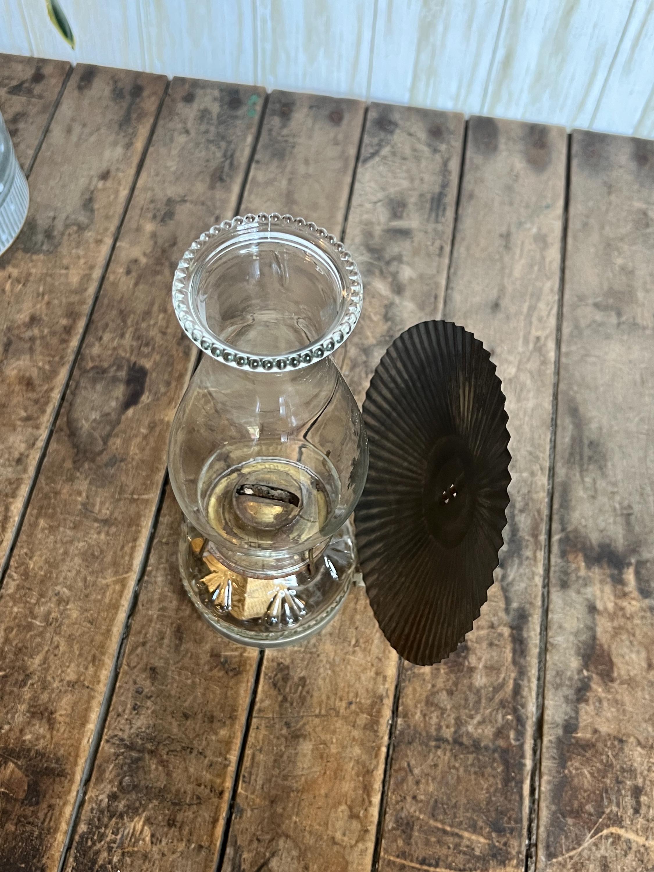 Antique Eagle Oil Lantern 33-0-69 - Made in USA - Pat Pending - Wall ...