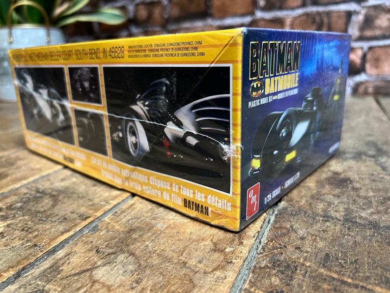Vintage 1989 Batman and the Batmobile AMT Model Kit Complete Sealed in ...