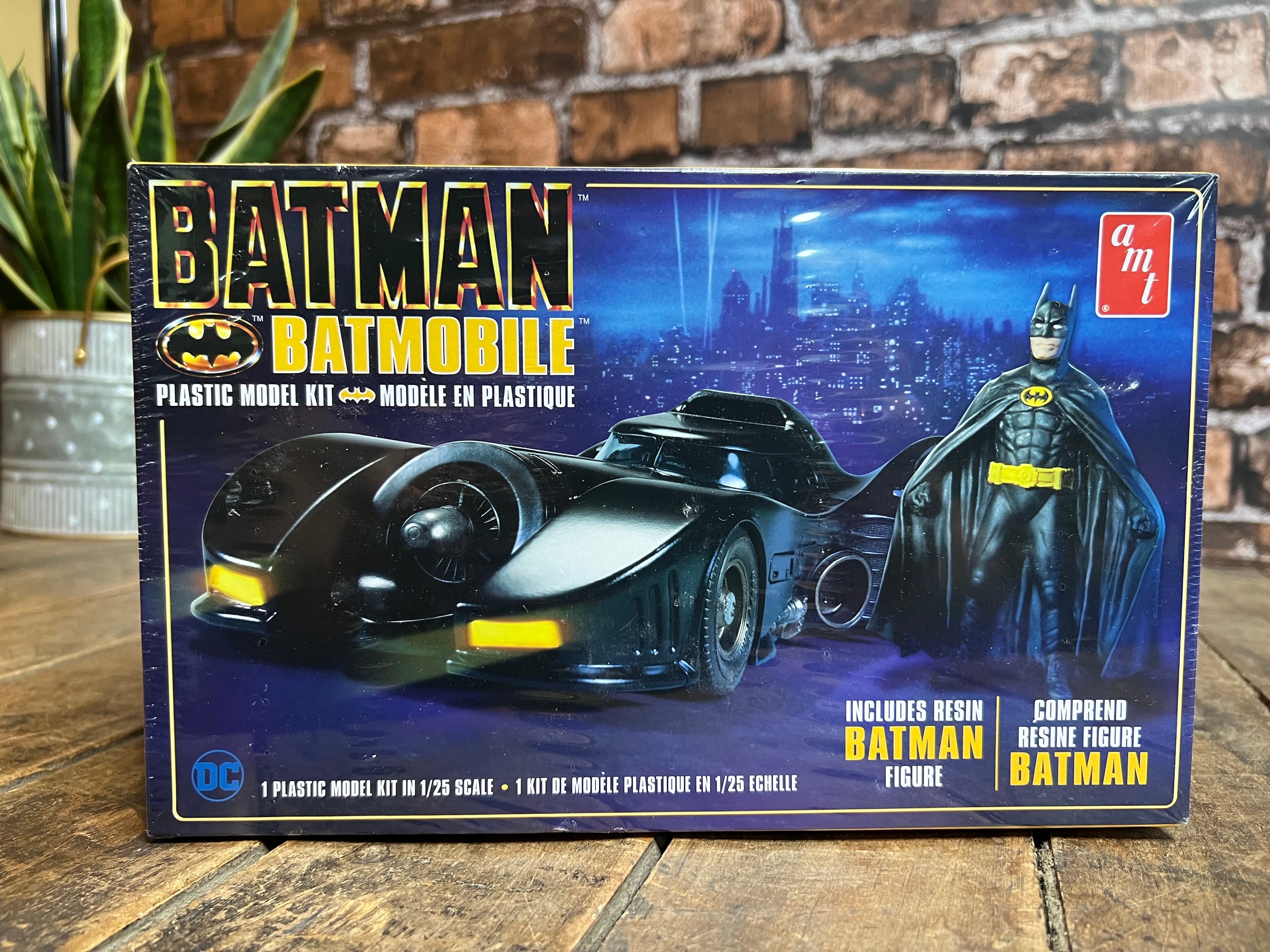 Vintage 1989 Batman and the Batmobile AMT Model Kit Complete Sealed in ...