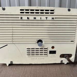 Vintage Mid-century Clock Radio ZENITH Clock Radio Model Z524 - Etsy