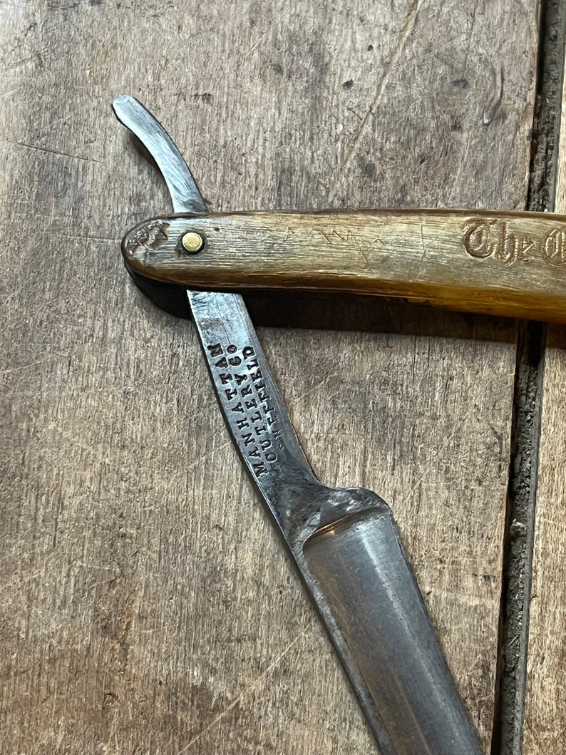 Antique 1800s the Old English Razor Made by the Manhattan Cutlery ...