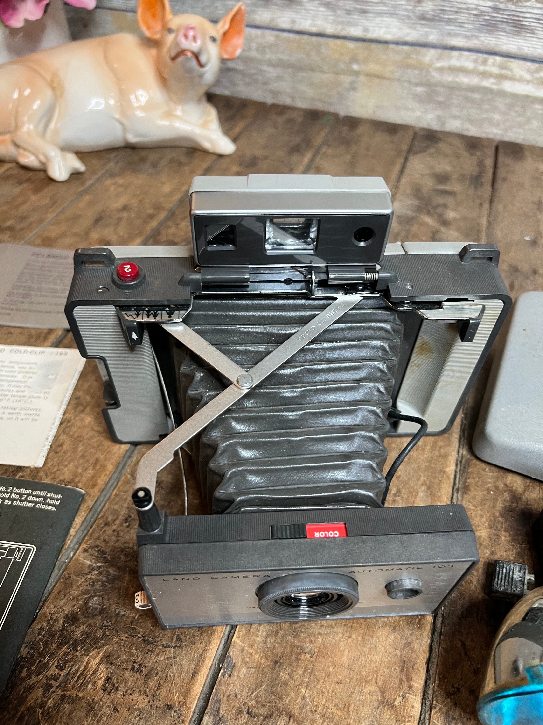 Vintage 1965 Polaroid Automatic 103 Land Camera & Flashgun 268 Polaroid ...