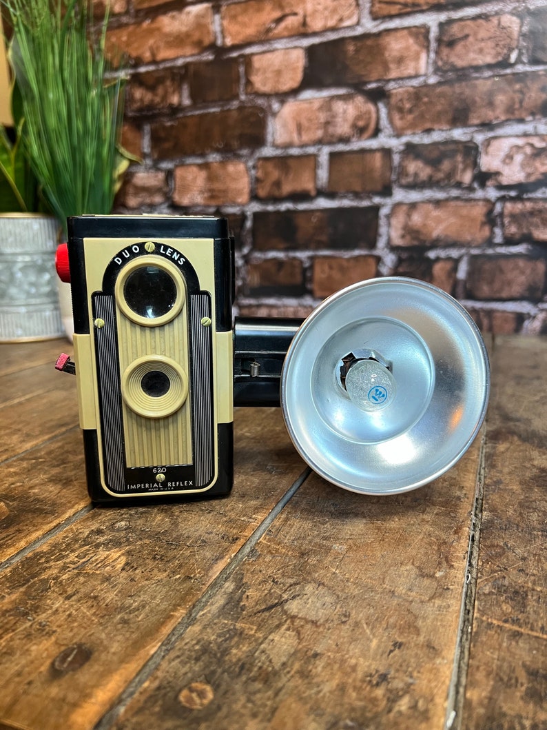Vintage 1961 Imperial Reflex Duo Lens 620 Camera Art Deco Style ...