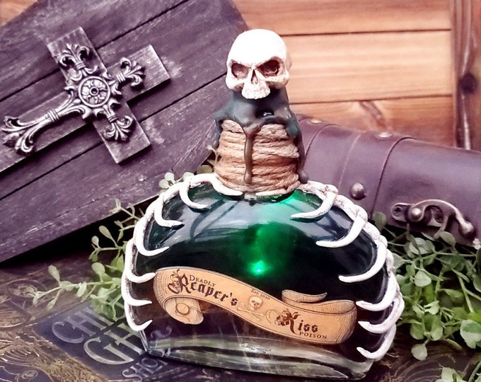 Reaper's Kiss, Deadly Poison, Halloween Potion - Etsy