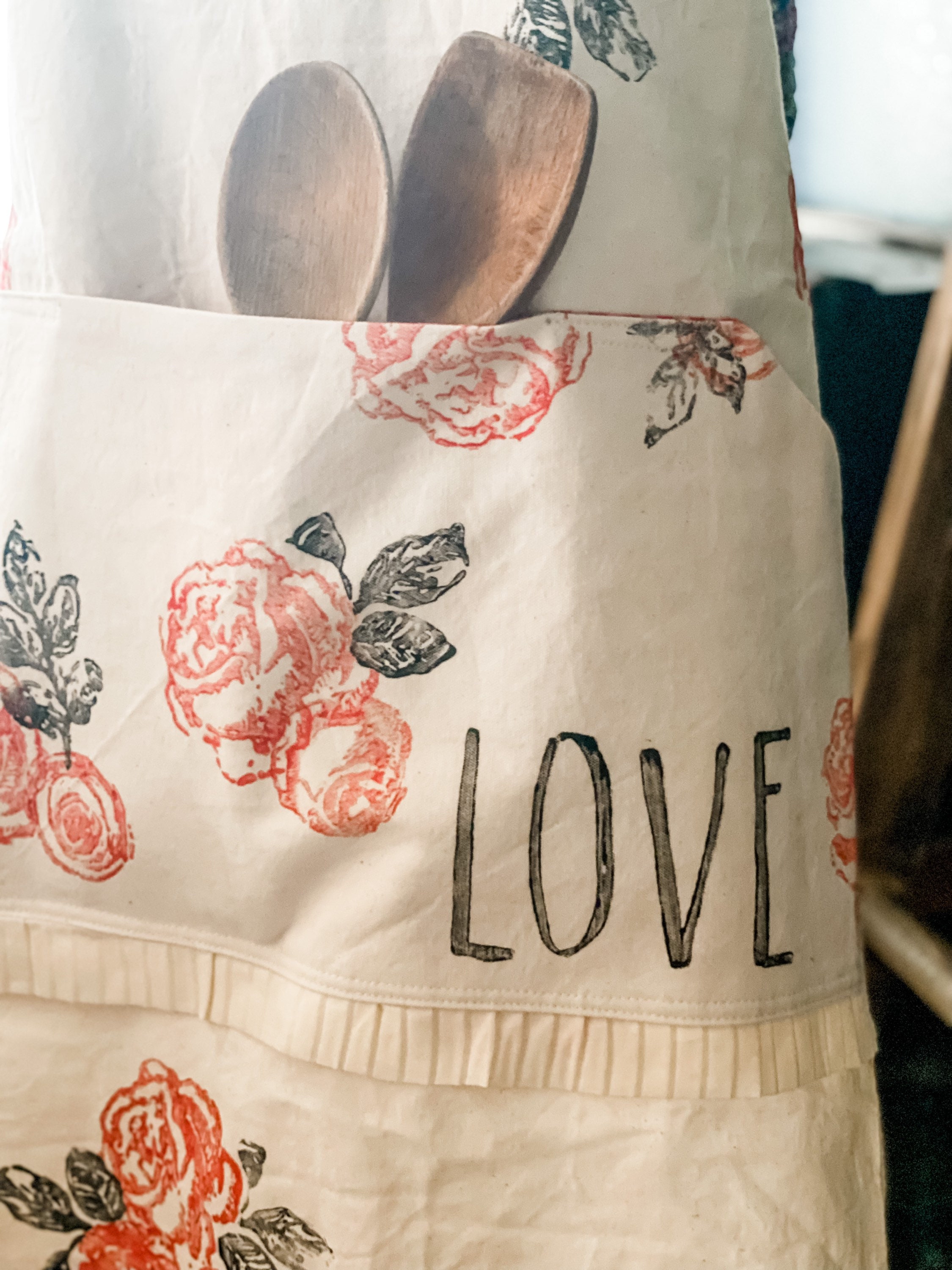 Red Roses Love Canvas Apron - Etsy