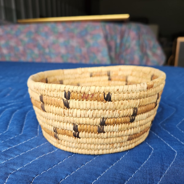 Native American Basket - Etsy