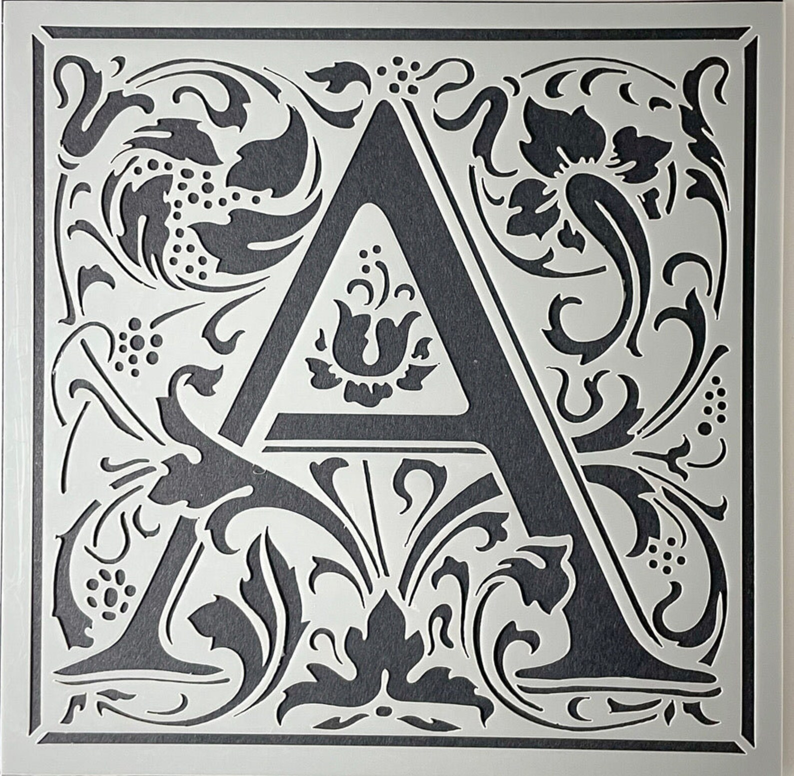 William Morris Cloister Letter Stencil Set: Illuminated Alphabet With ...