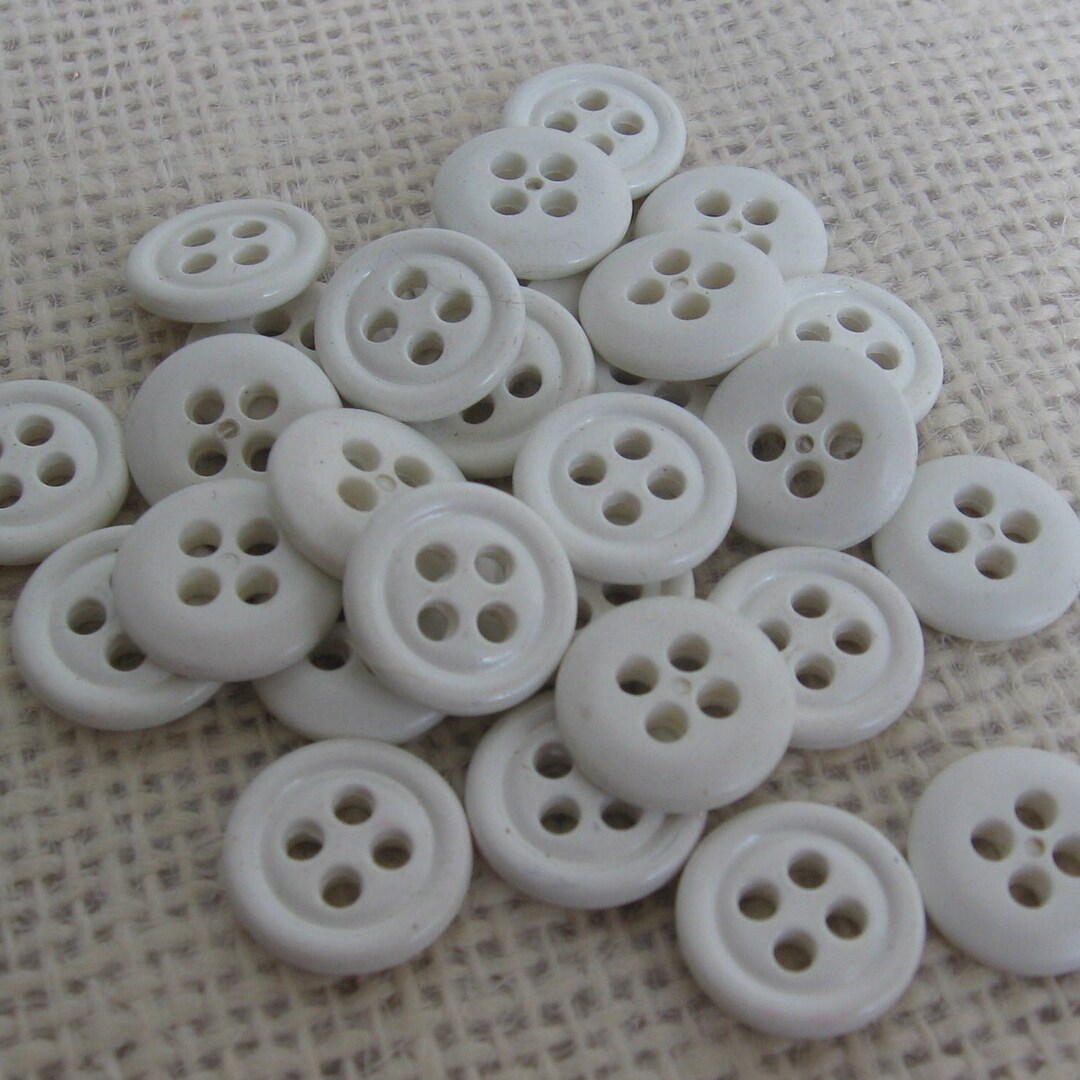 White 1/2 Inch 4 Hole Plastic Buttons, Large Hole Sew Thru, Sewing ...