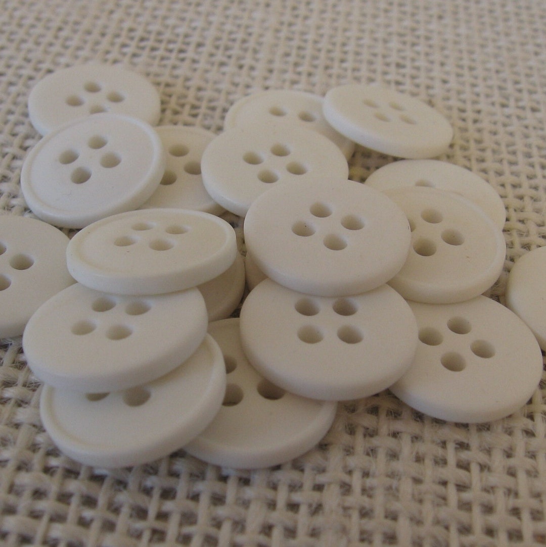 14 White 5/8 Inch Buttons, Plastic 4 Hole Button for Costume Sewing ...