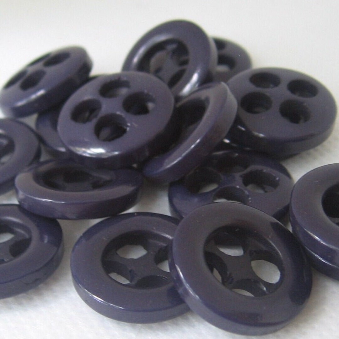 Deep Purple 3/4 Inch Buttons, Plastic Round 4 Hole Button With Large ...