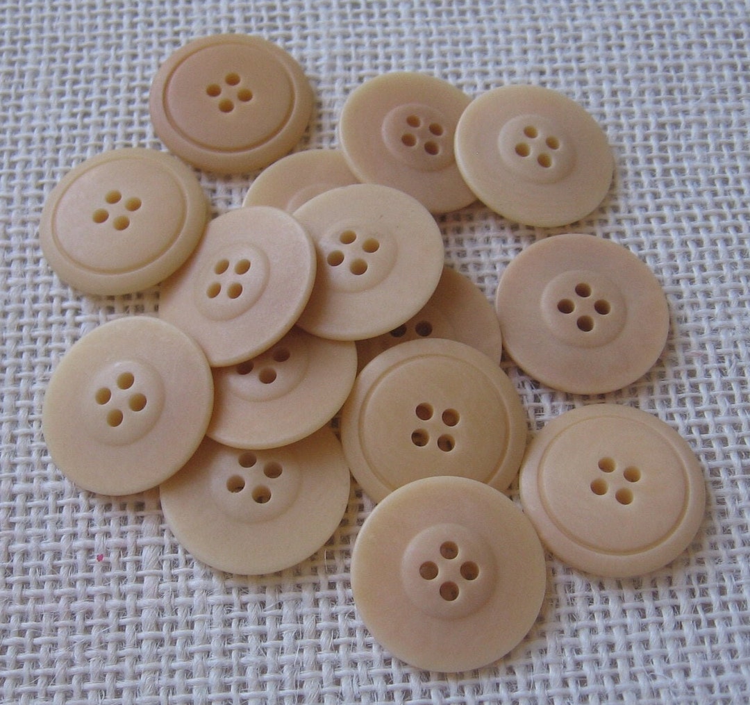 Light Tan 7/8 Inch Buttons, Plastic 4 Hole Round Button, Light Brown ...