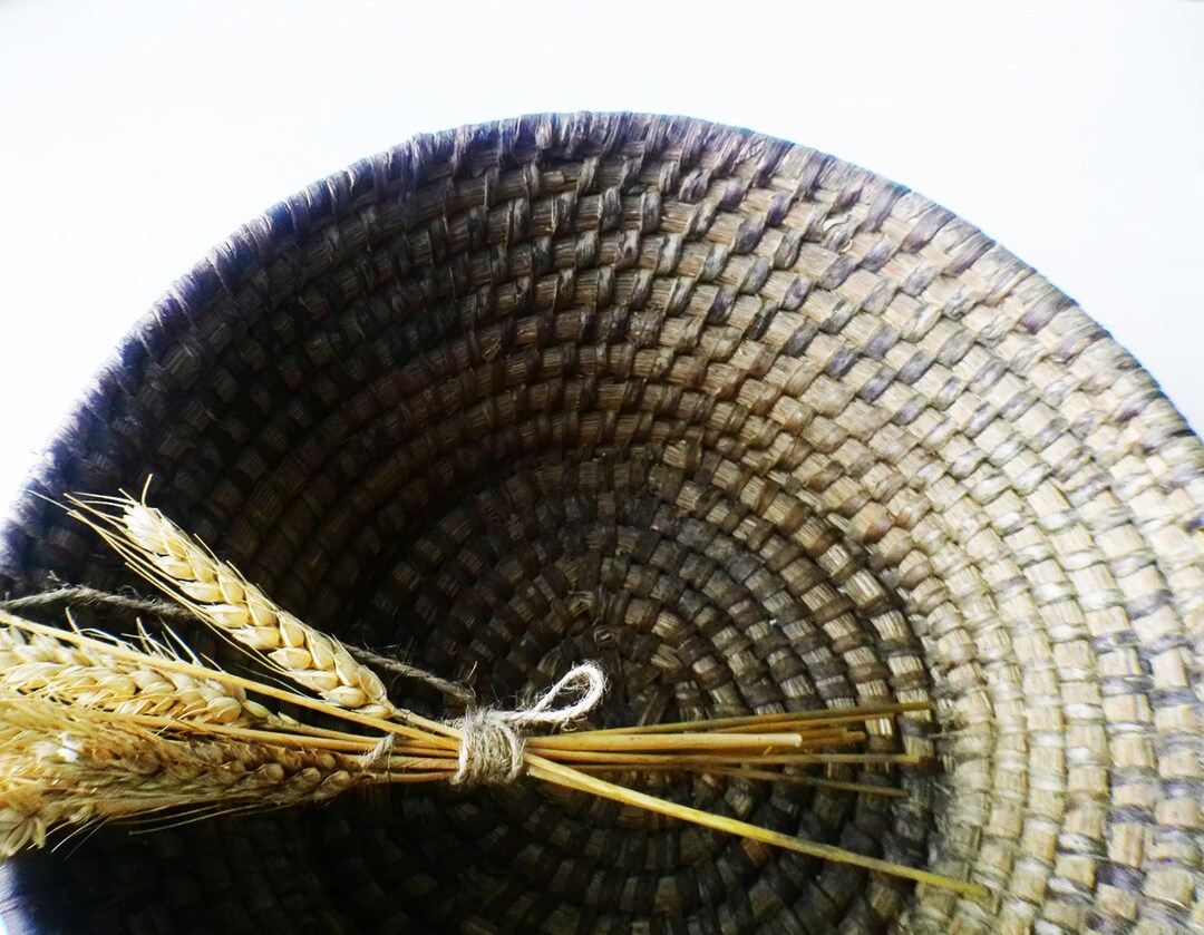 1800s Antique Bread Basket French Round Hand Woven Rye Straw and Wicker ...