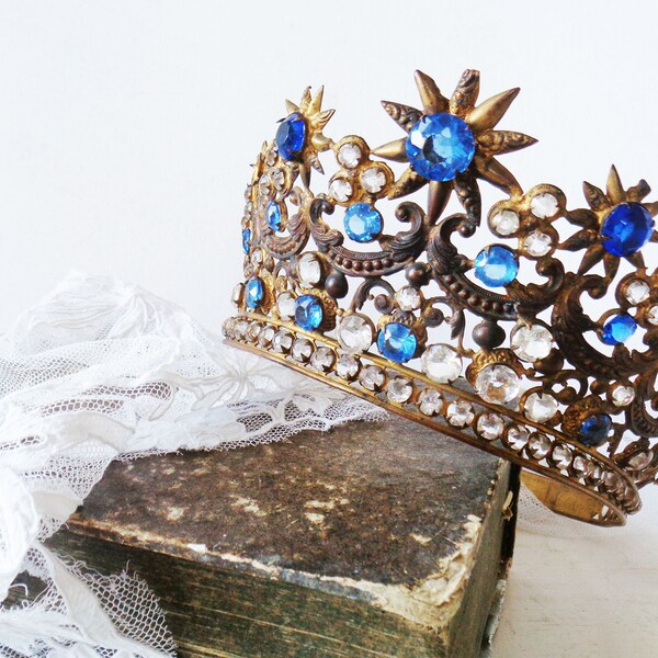 Santos Crown - Etsy