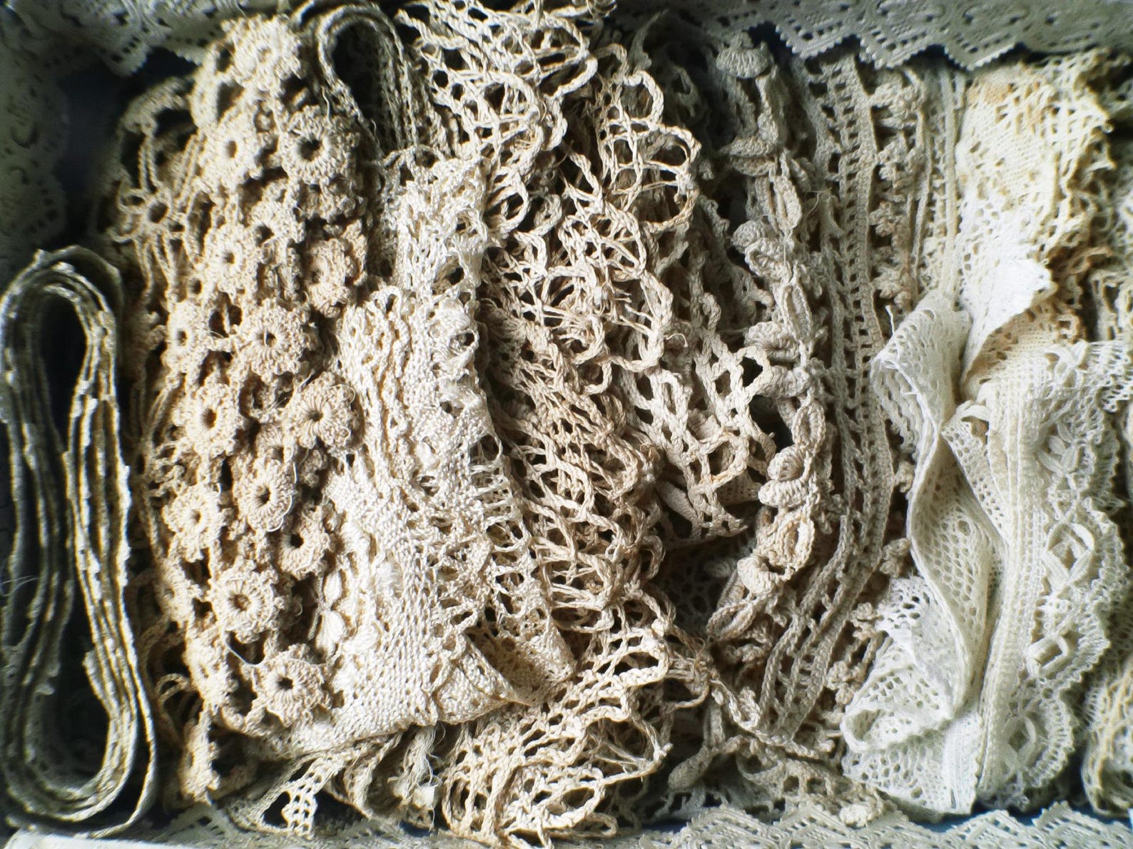 Antique French Lace Collection: Bobbin Lace Pieces, 19th Century ...