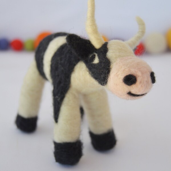 Felt Cow - Etsy