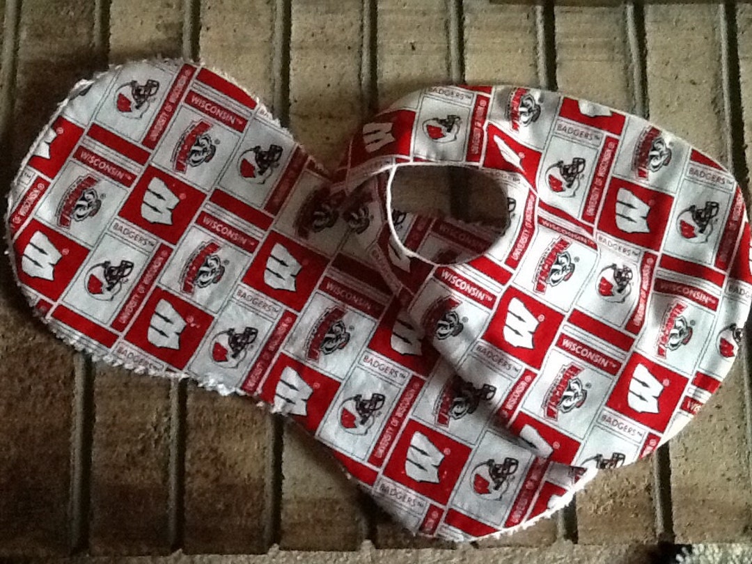 Wisconsin Badger Bib and Burp Cloth Set - Etsy