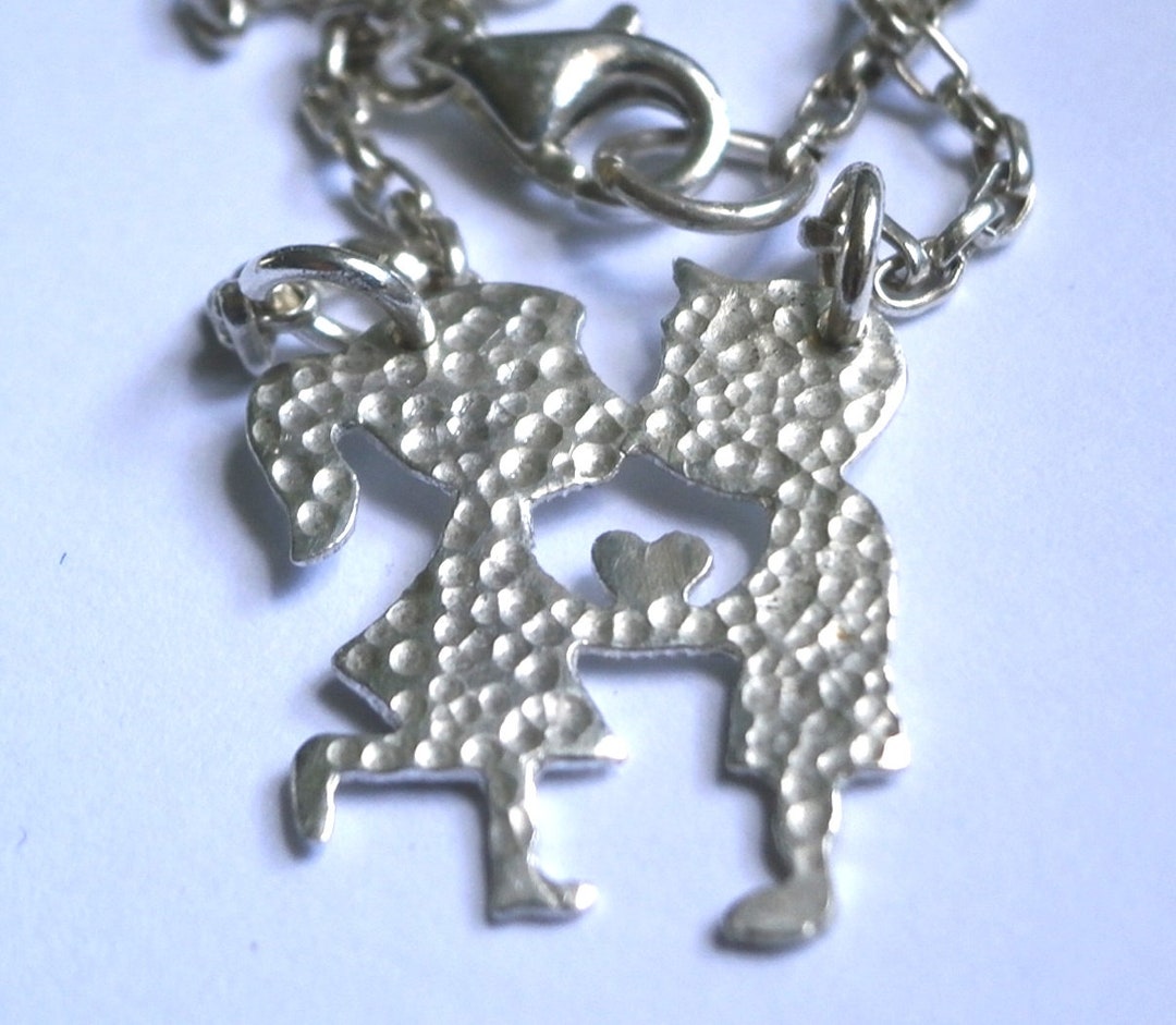Sterling Silver Kissing Couple Necklace, Hammered Love Pendant - Etsy