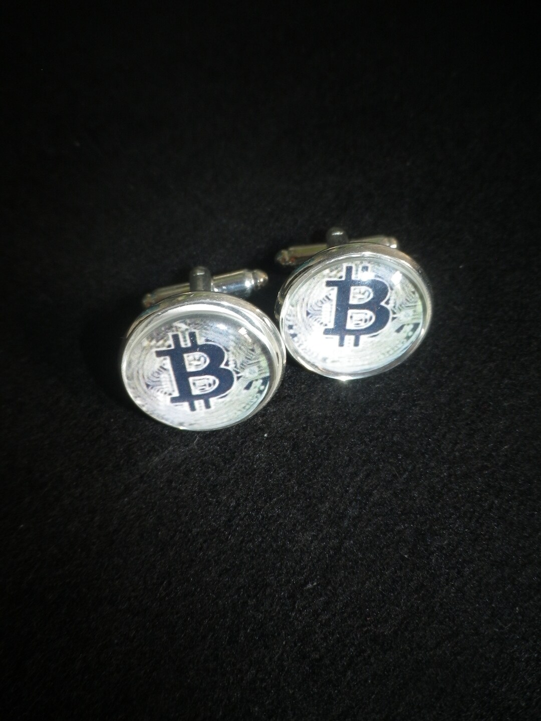 Bitcoin Cufflinks, Dramatic Image Gold or Silver Plated , Matching Tie ...