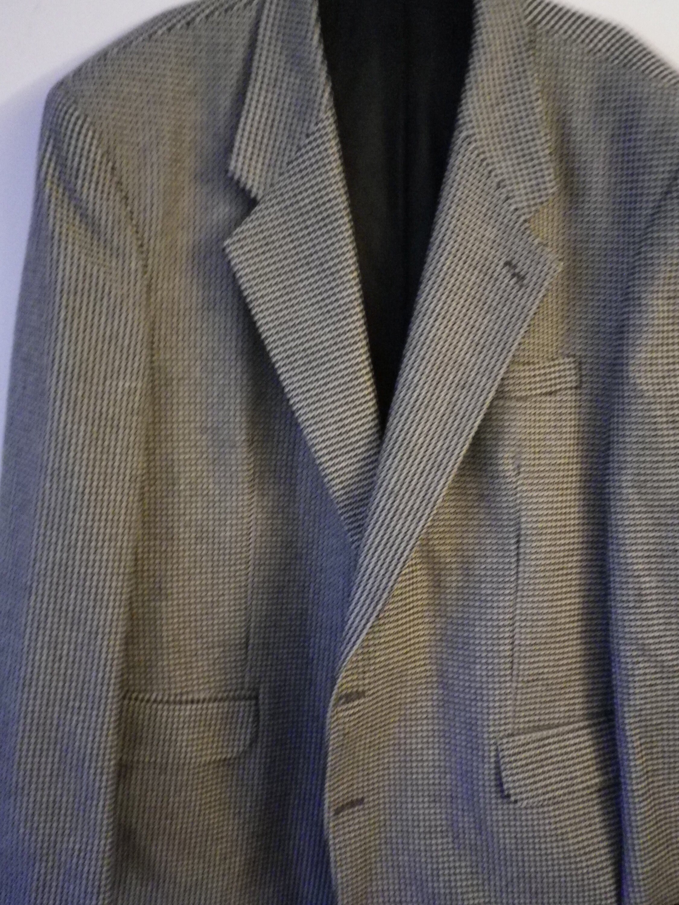 Classic 2 Button Wool Blend Black and White Houndstooth Mens Jacket , Size 46R, Two Patch ...