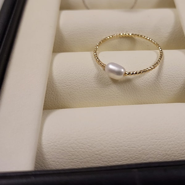 Single Pearl Ring - Etsy