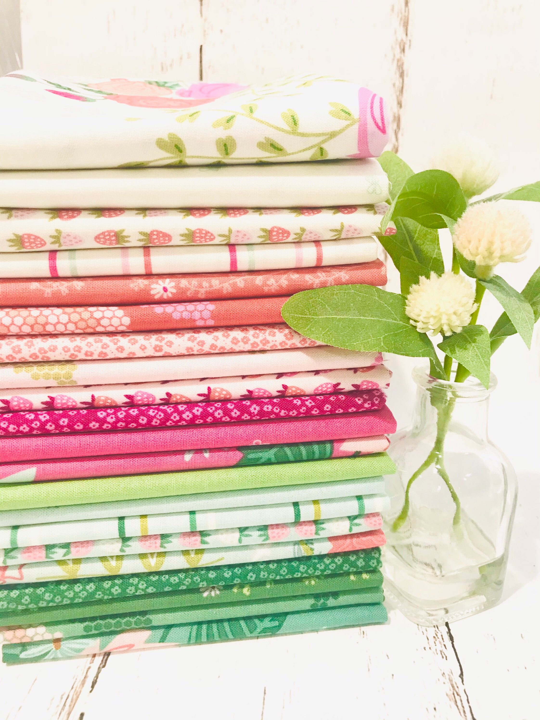 New Dawn- Fat Quarter Bundle (21 Fabrics) by Citrus and Mint for Riley ...