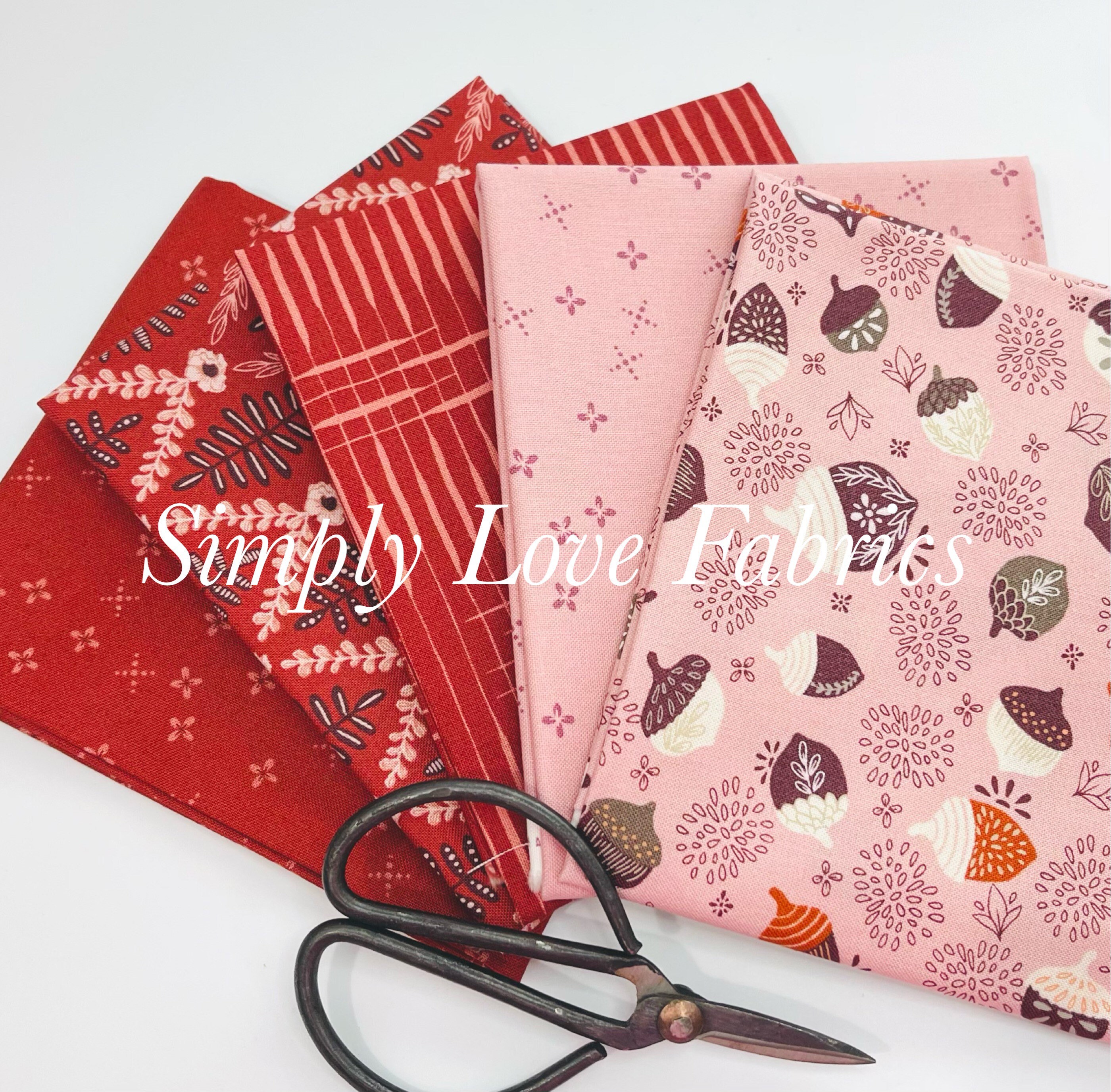 Slow Stroll- Fat Quarter Bundle (4 Cream Fabrics) Fancy that Design ...