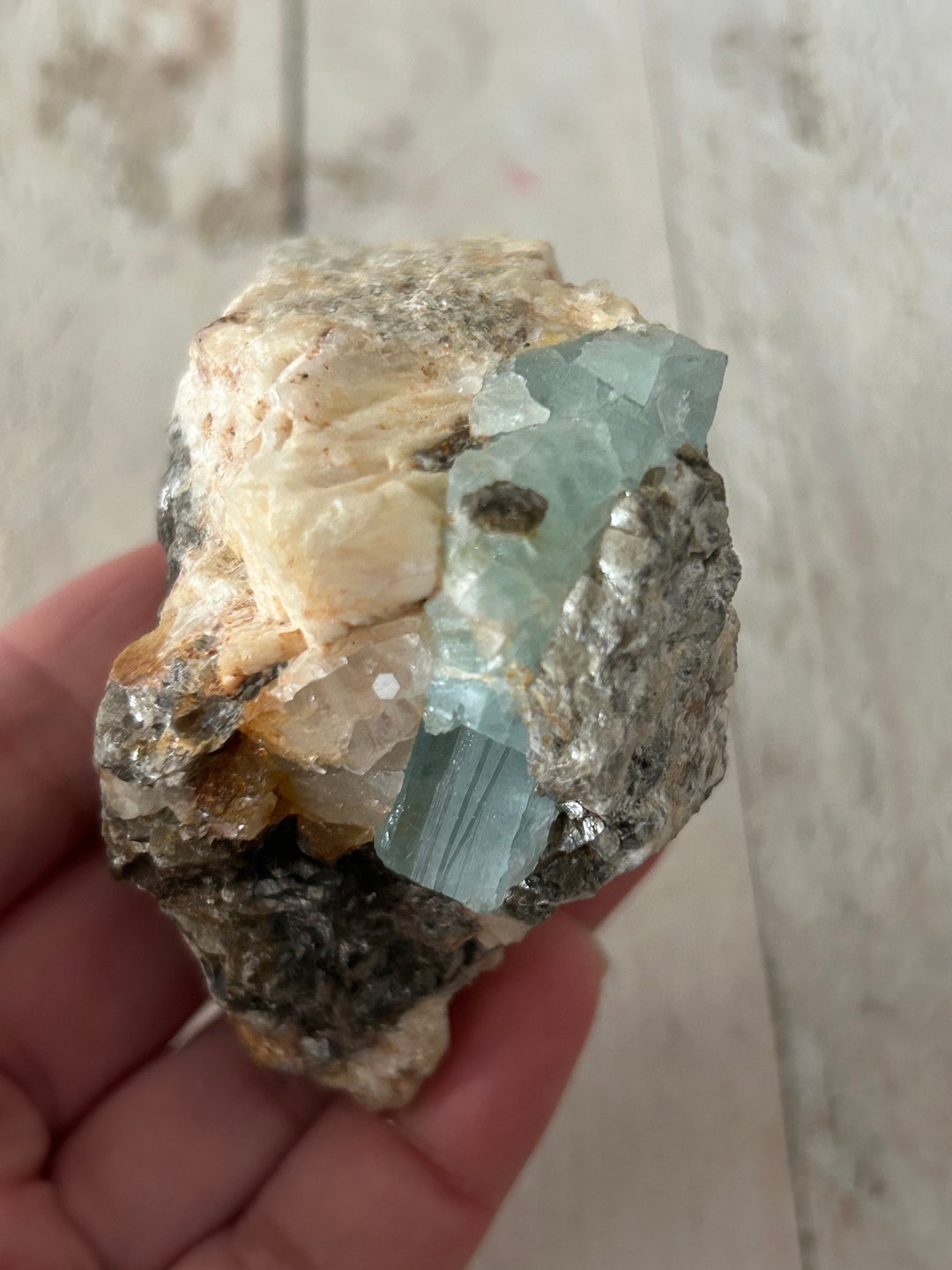 Aquamarine in Muscovite and Albite Matrix From Pakistan Box Z2 Box Z2 ...