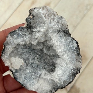 La Choya Trancas Geode Pair: Sparkly Druzy Chalcedony - Etsy