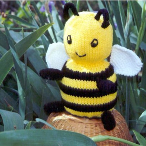 Bumble Bee PDF Knitting Pattern for Immediate Download - Etsy