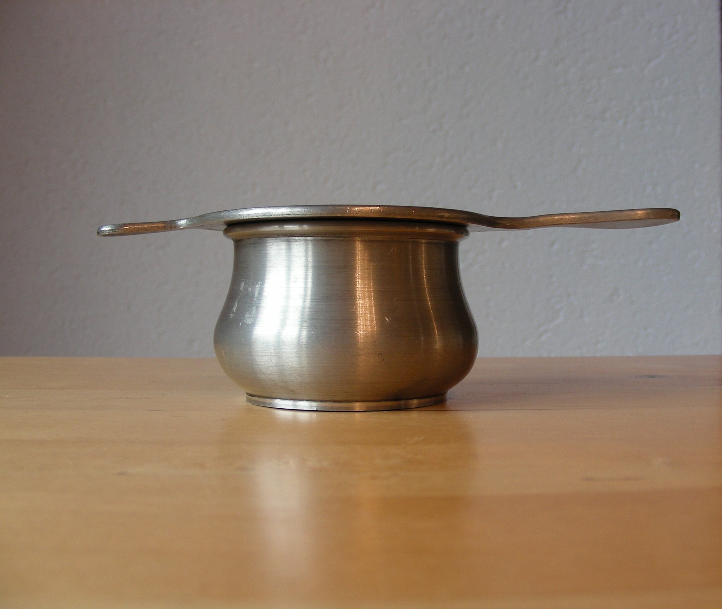 Pewter tea sieve, strainer with bowl