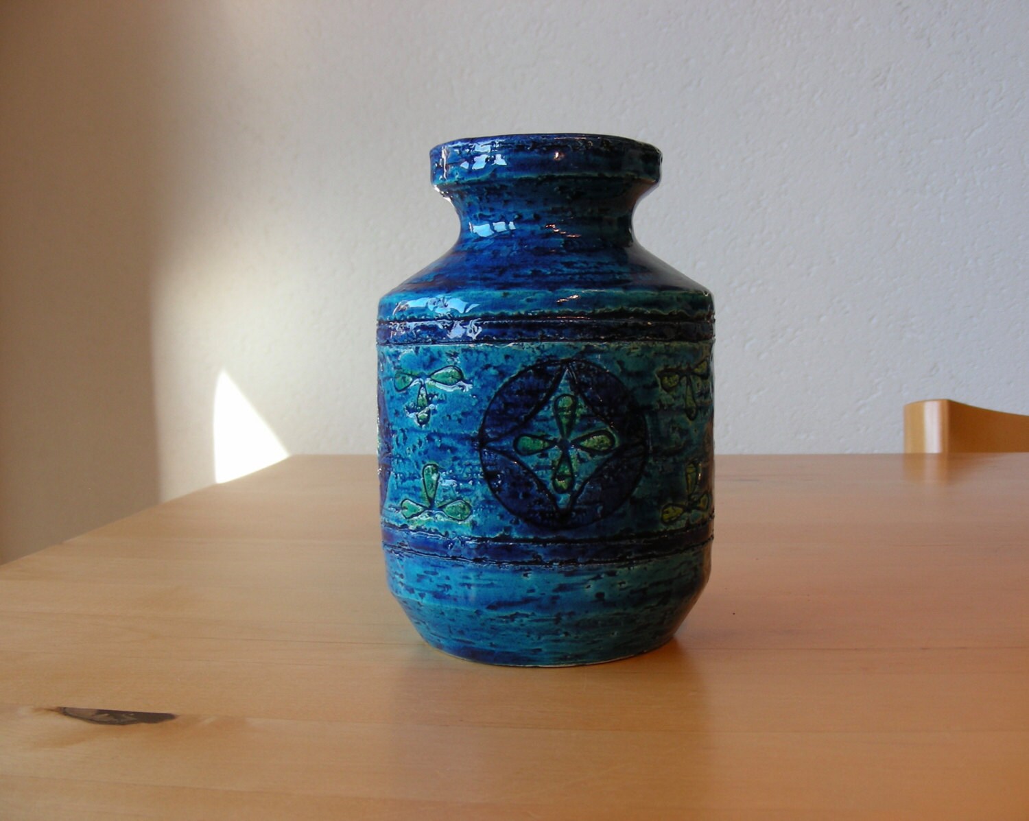 Bitossi Rimini Blue vase 12.5 cm high