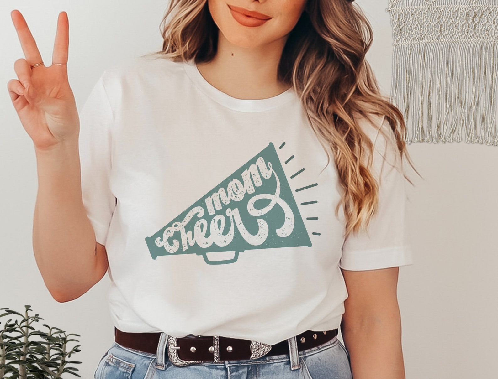 Retro Cheer Mom Svg Groovy Cheer Svg Megaphone Svg Cheer Mom - Etsy