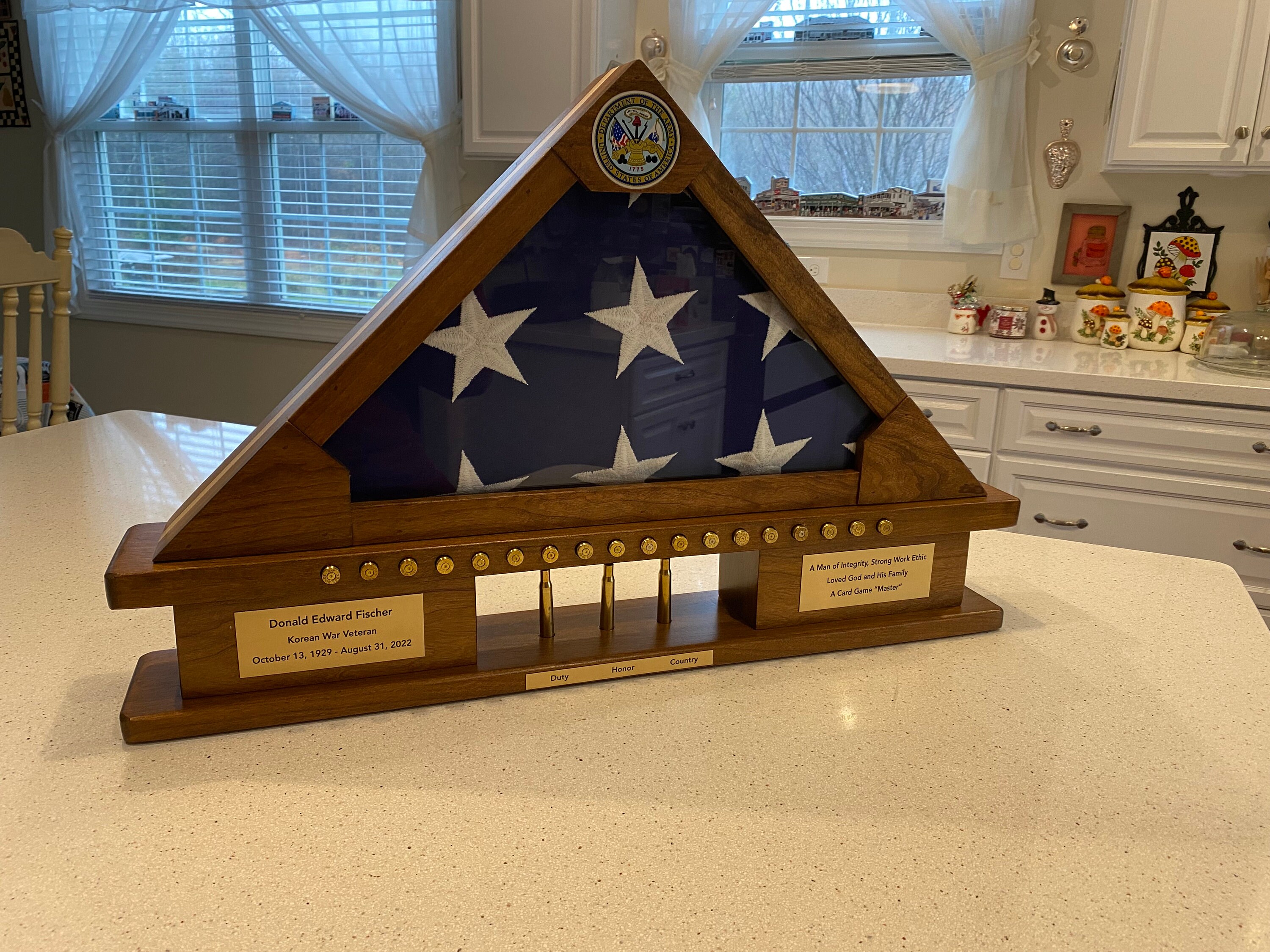 21 Gun Salute Flag Display Case With Maple Inlay - Etsy