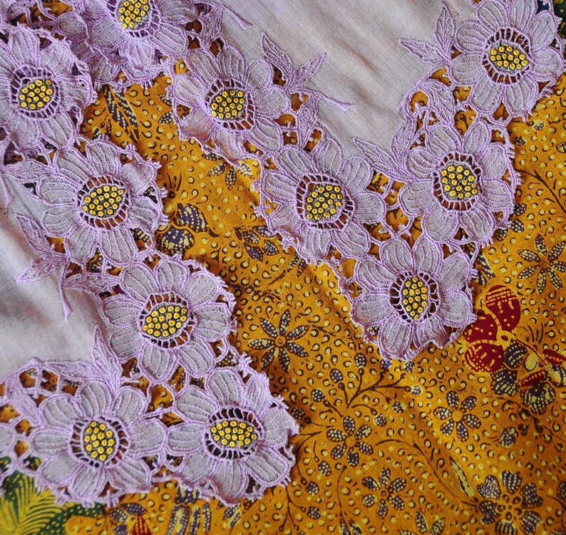 Vintage Purple Indonesian Kebaya With Zinnia Flower Embroidery ...