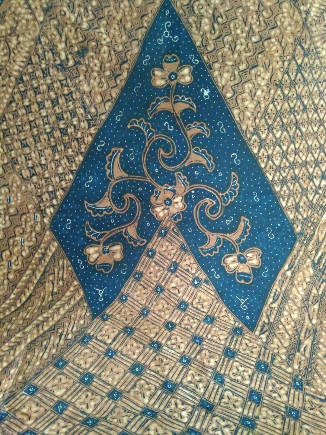 Unique Indonesian Hand Drawn Javanese Batik Sogan Tambal With Mixed ...