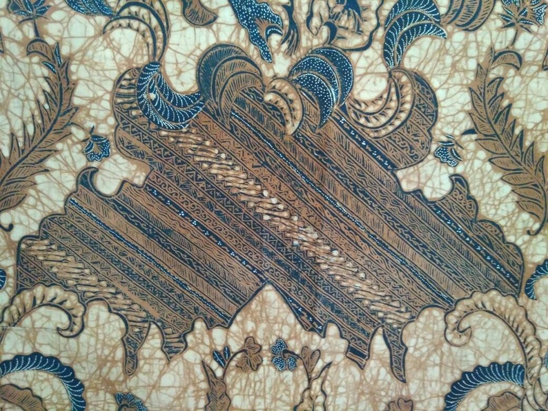 Vintage Indonesian Hand Drawn Javanese Batik Sekarjagad With - Etsy