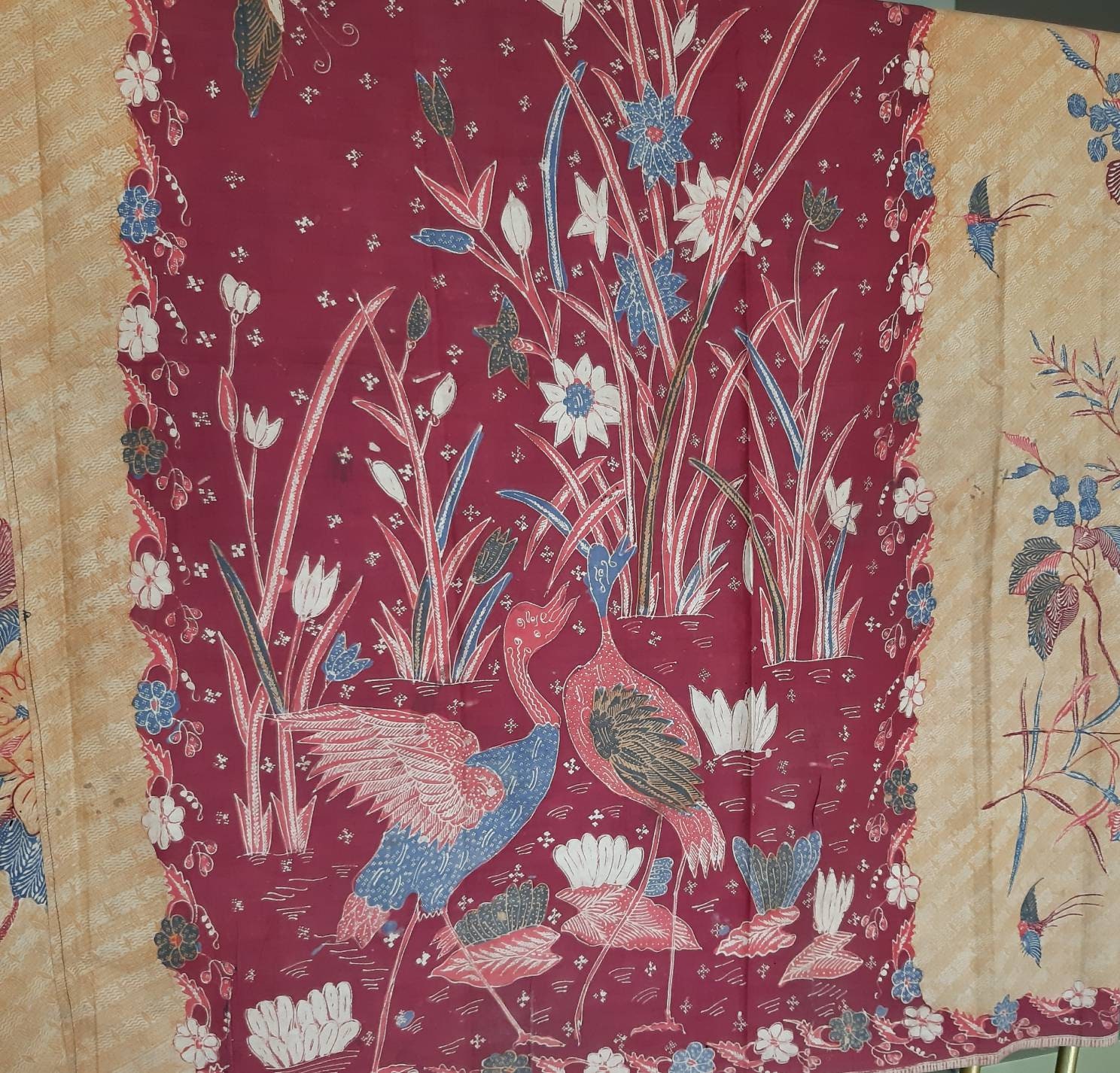 Vintage Indonesian Hand Drawn Batik Sarung Dutch Motif (belanda) in ...