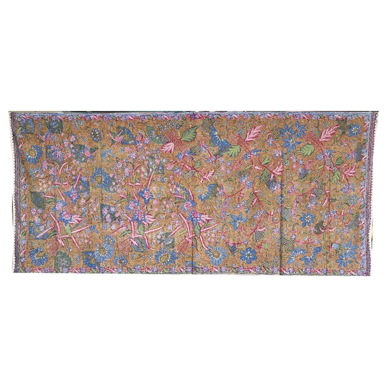 Vintage Indonesian Hand Drawn Batik 3 Negeri with Sekarjagad | Etsy