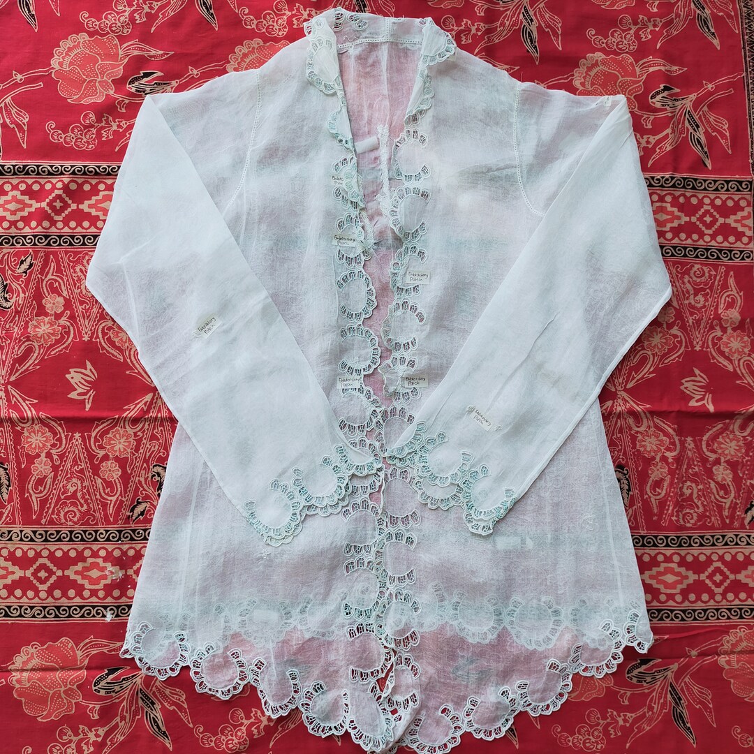 Vintage Indonesian Kebaya With Petals Embroidered Trim 105060121918 - Etsy