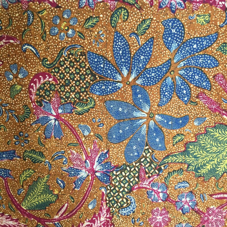 Vintage Indonesian Hand Drawn Batik 3 Negeri with Sekarjagad | Etsy