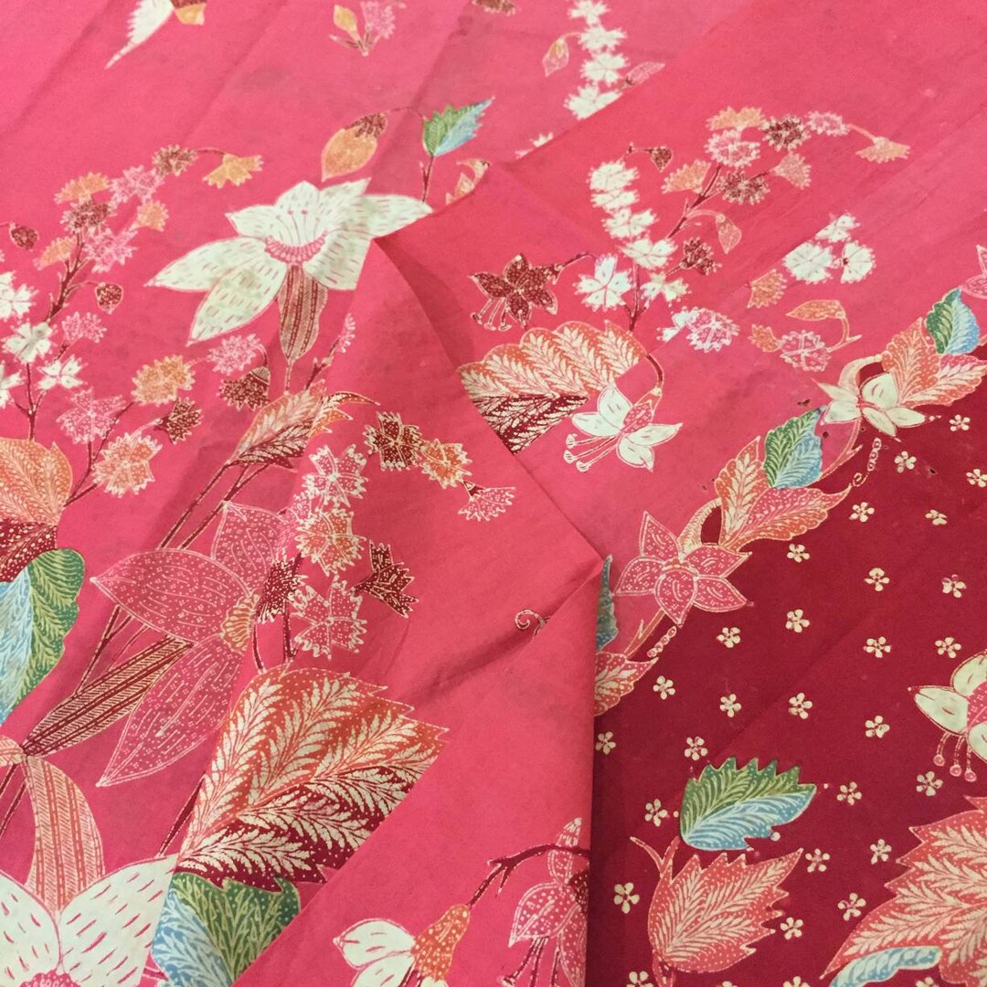 Vintage Indonesian Hand Drawn Batik Sarung Dutch belanda With Lilies ...