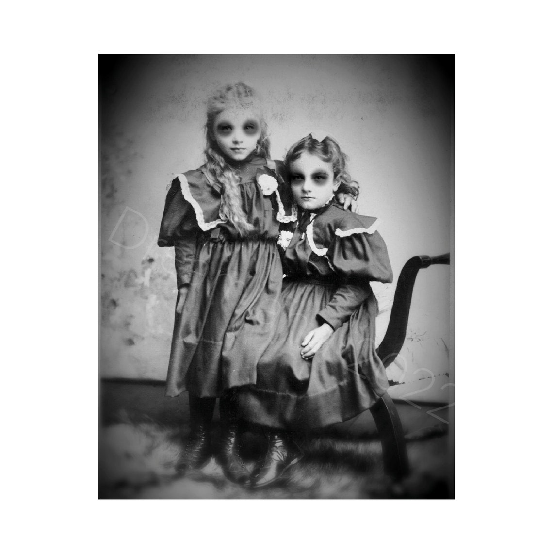 Creepy Sisters Photo Victorian Ghost Family Vintage Printable - Etsy