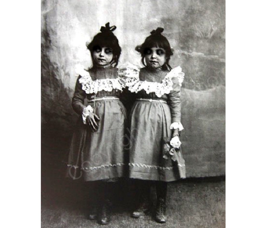 Creepy Photo Twins Victorian Children Vintage Printable Black Eyed ...