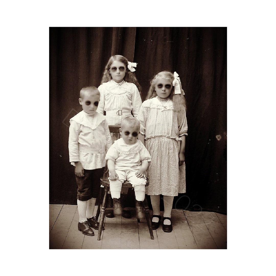 Creepy Children Photo Victorian Ghost Family Vintage Printable Black ...