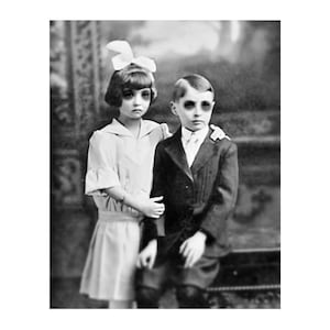 Creepy Vintage Kids Photo Victorian Children Horror Printable Weird ...